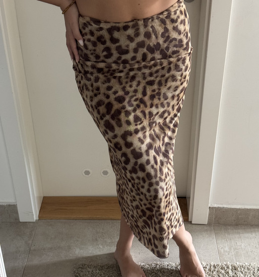 Zara suknja
