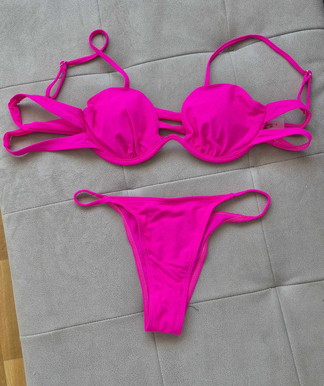 SHEIN kupaci kostim