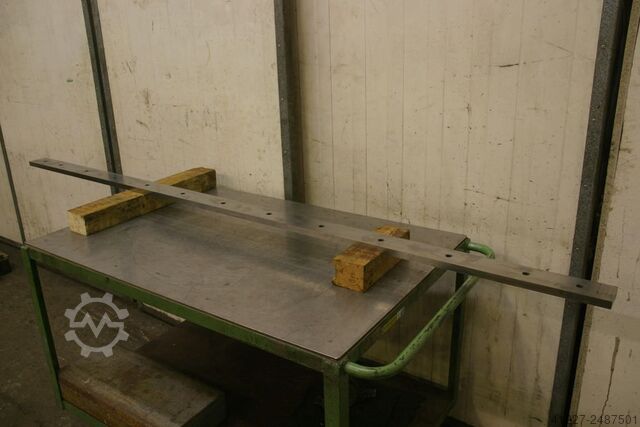 Zamena noža za giljotine makaze 2400 mm
unbekannt Messergröße 20 x 80 mm