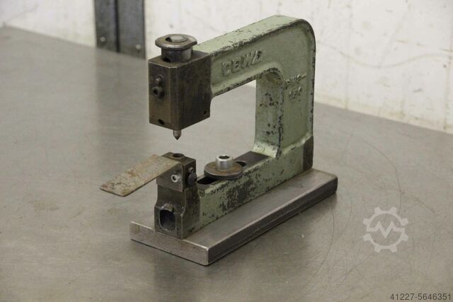 Jedinica za udaranje
CEWE PW 8-150