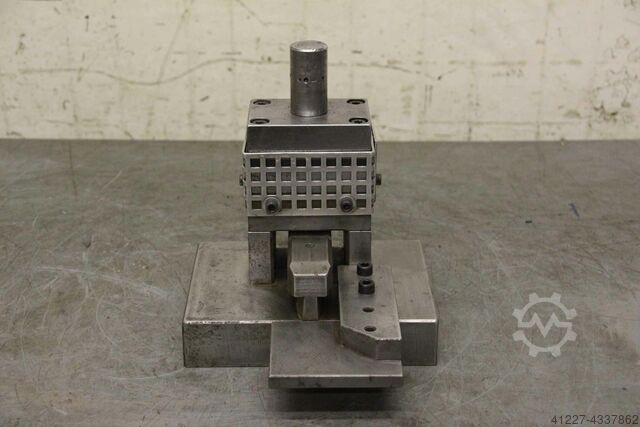 Alat za udaranje 10,5 x 23,5 mm
unbekannt für U Profil