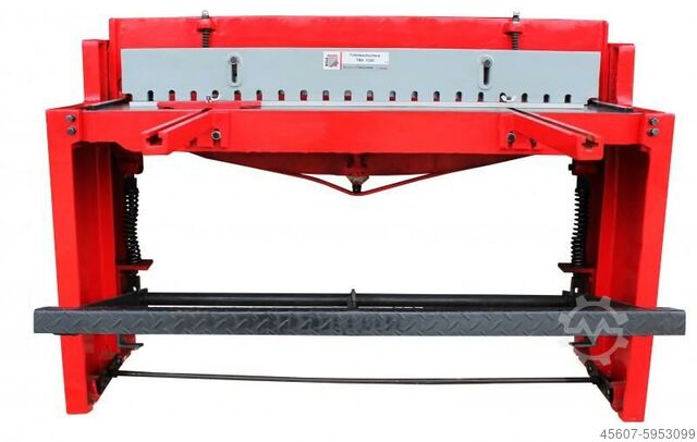 Holzmann TBS 1320 sheet metal shears
Nożyce do cięcia blachy Holzmann TBS 132 Nożyce do cięcia blachy Holzmann TBS 132