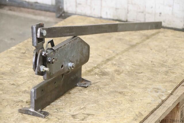Makaze za ručice
Mubea Schnittlänge 150 mm