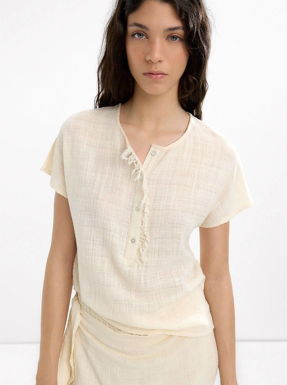 LINEN-BLEND T-SHIRT WITH BUTTONS