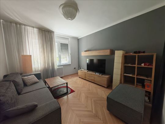 Sime Lozanića 61m2, 2.5