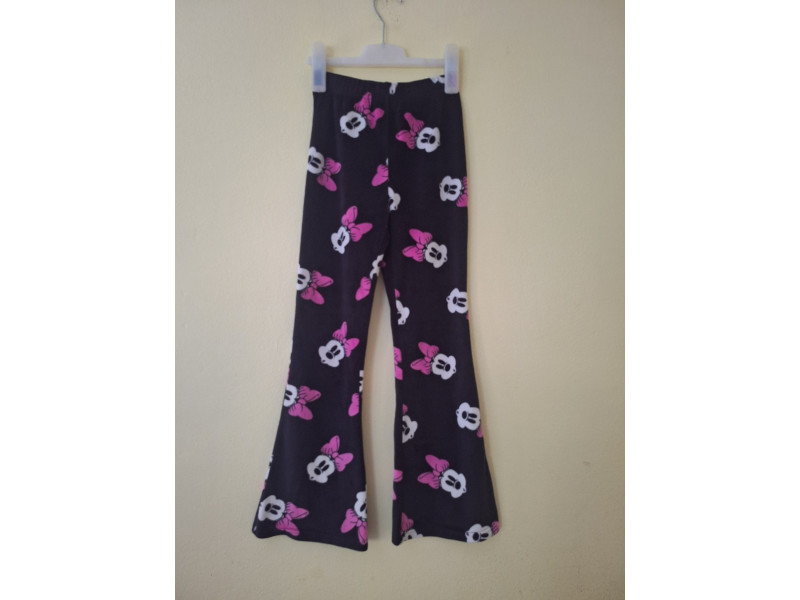 Pantalone sinsey 140 kao nove