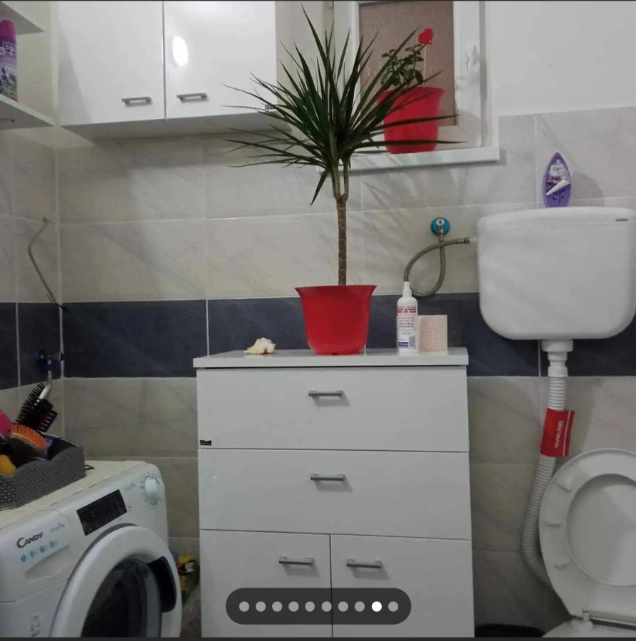 ZAMENA KUĆE I PLACA U BAČU ZA STAN U NOVOM SADU ILI BEOGRADU, POVOLJNO !