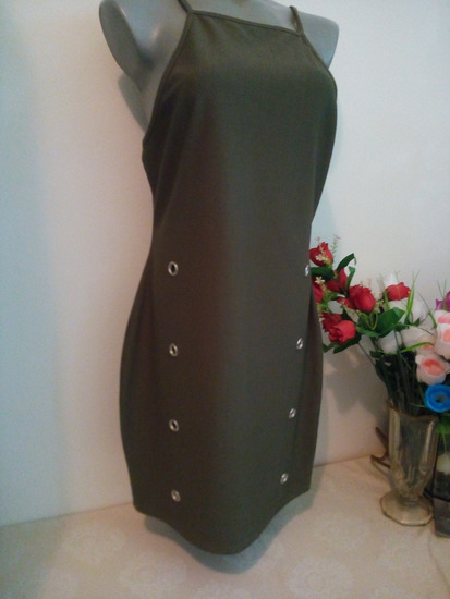 boohoo zelena haljina sa otvorima 44