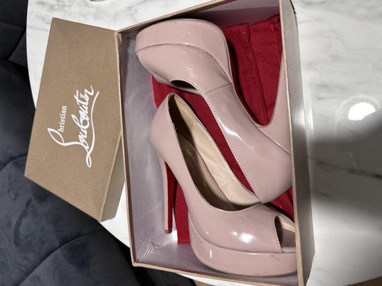 Christian louboutin Kozne stikle