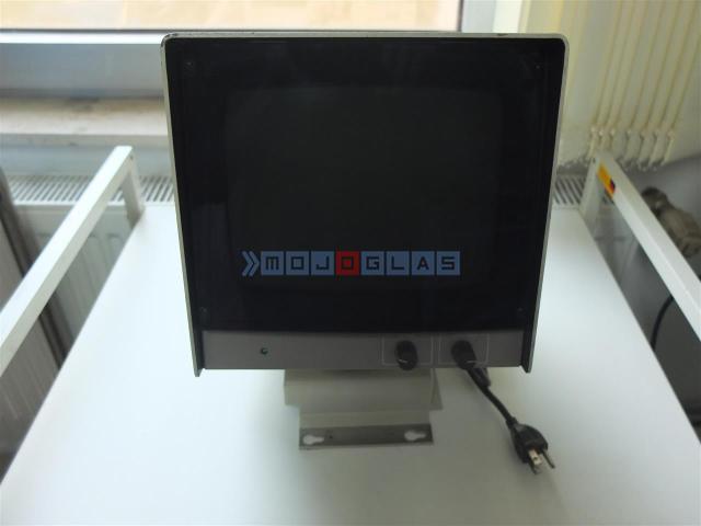 Video-monitor-hitachi