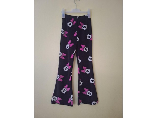 Pantalone sinsey vel.140 kao nove
