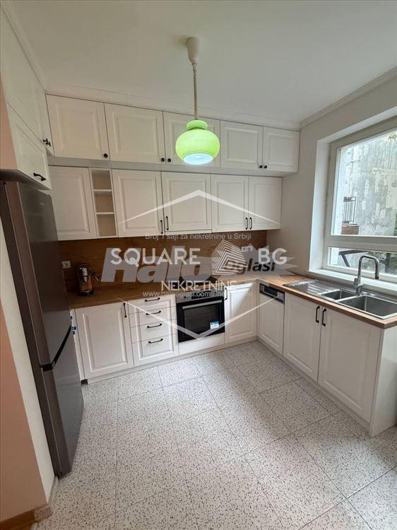 Cara Dušana, 3.0 renoviran,pet friendly ID#4164 2.000 €