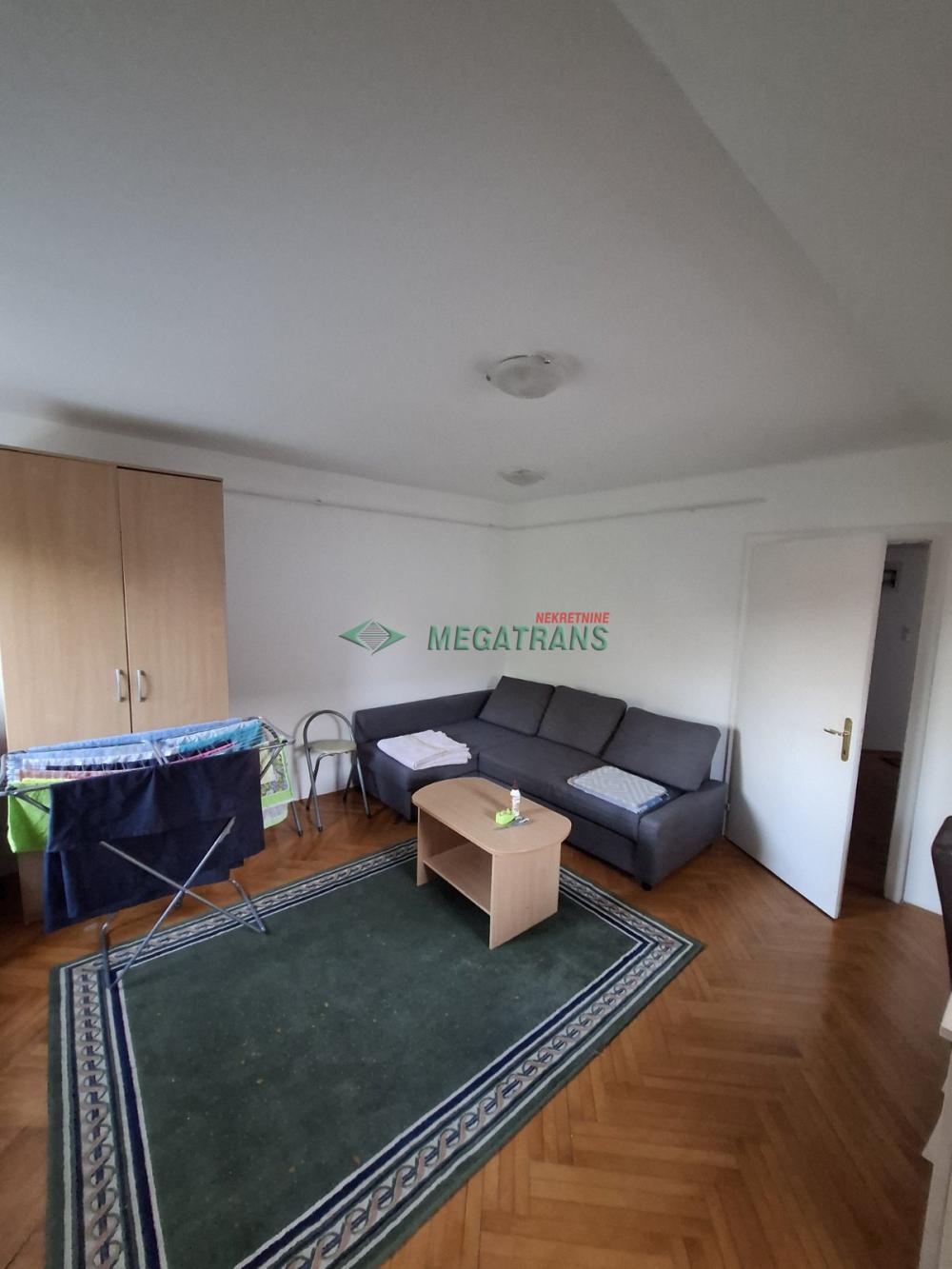 2.5-soban, 45m2, centar, ulica Jovana Boškovića 4.sprat BEZ lifta ID#1773 400 €