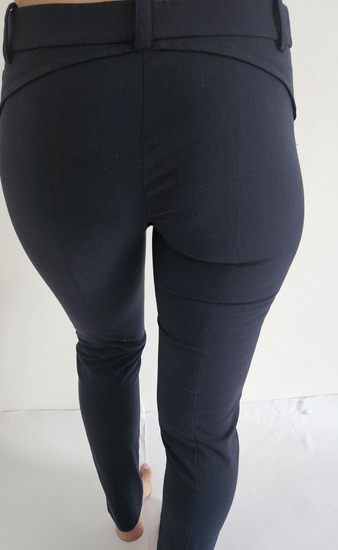 Elisabetta Franchi – teget zenske pantalone
