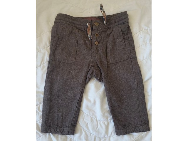 Zara braon postavljane pantalone 68