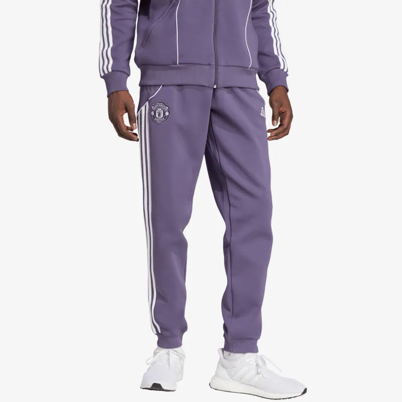 adidas Manchester United