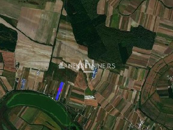 Surčin, Boljevci, plac na glavnom putu ID#21636