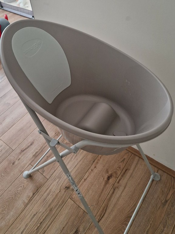 Shnuggle kadica za bebe 12m + sklopivi stalak