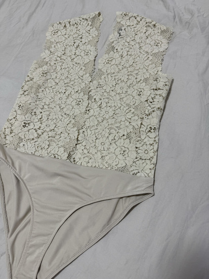 Zara body/ novo