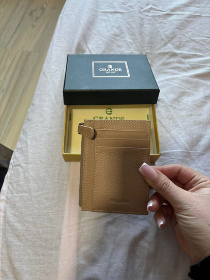 Zenski kozni card holder