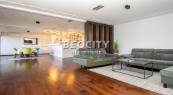 Obrenovac, Obrenovac (mesto), Zabranska, 5.5, 250m2, 323000EUR