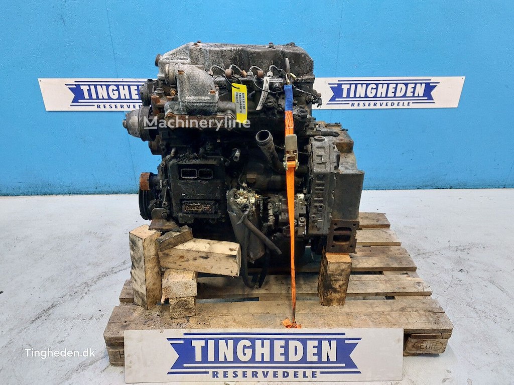 F4GE0484G*D motor za New Holland LB110 bagera-utovarivača