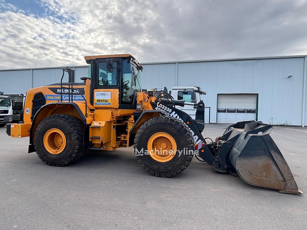 Hyundai HL960A prednji utovarivač