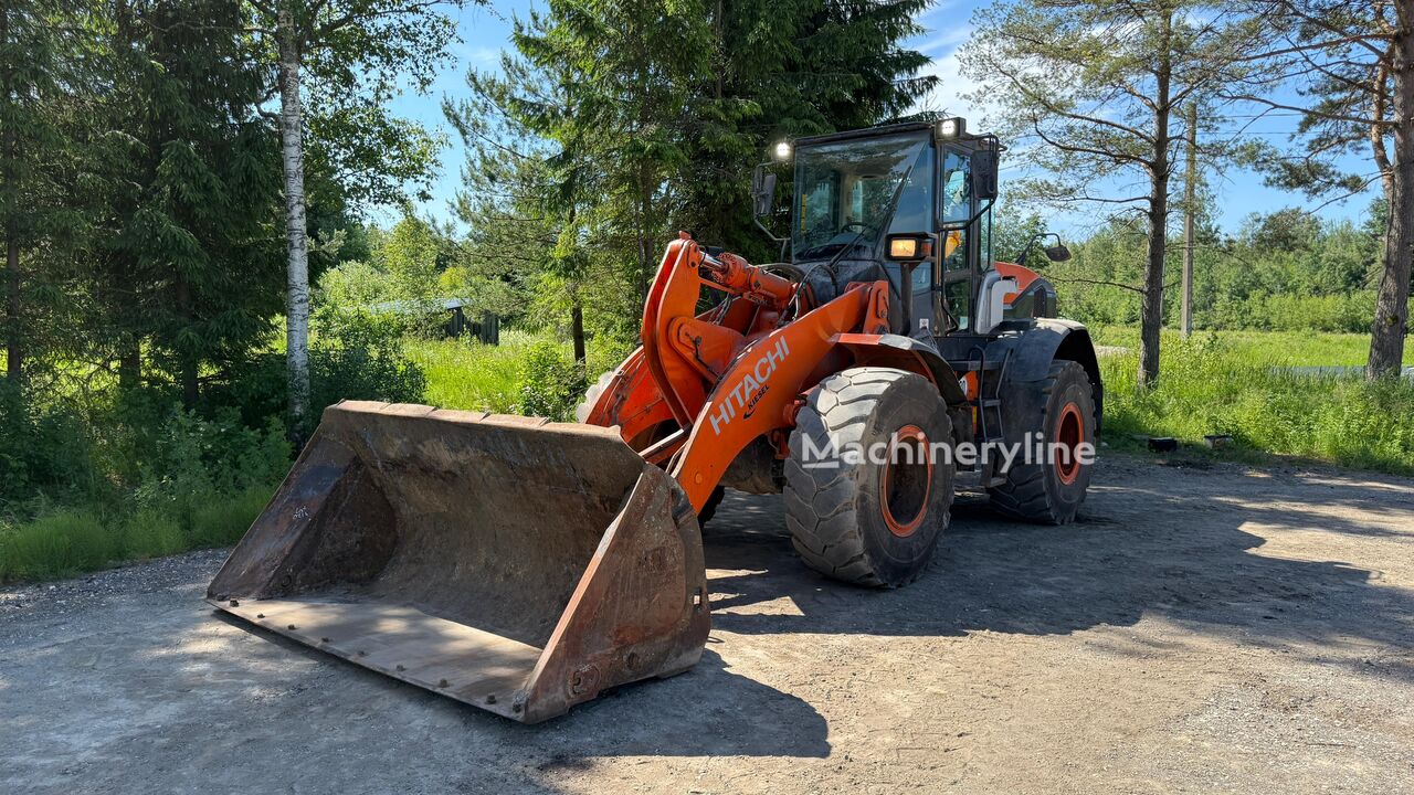 Hitachi ZW140 teleskopski prednji utovarivač