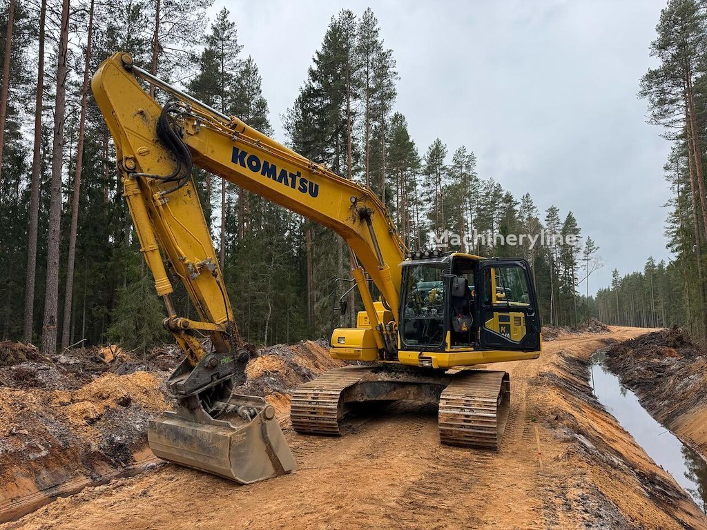 Komatsu PC210 LC-11 bager guseničar