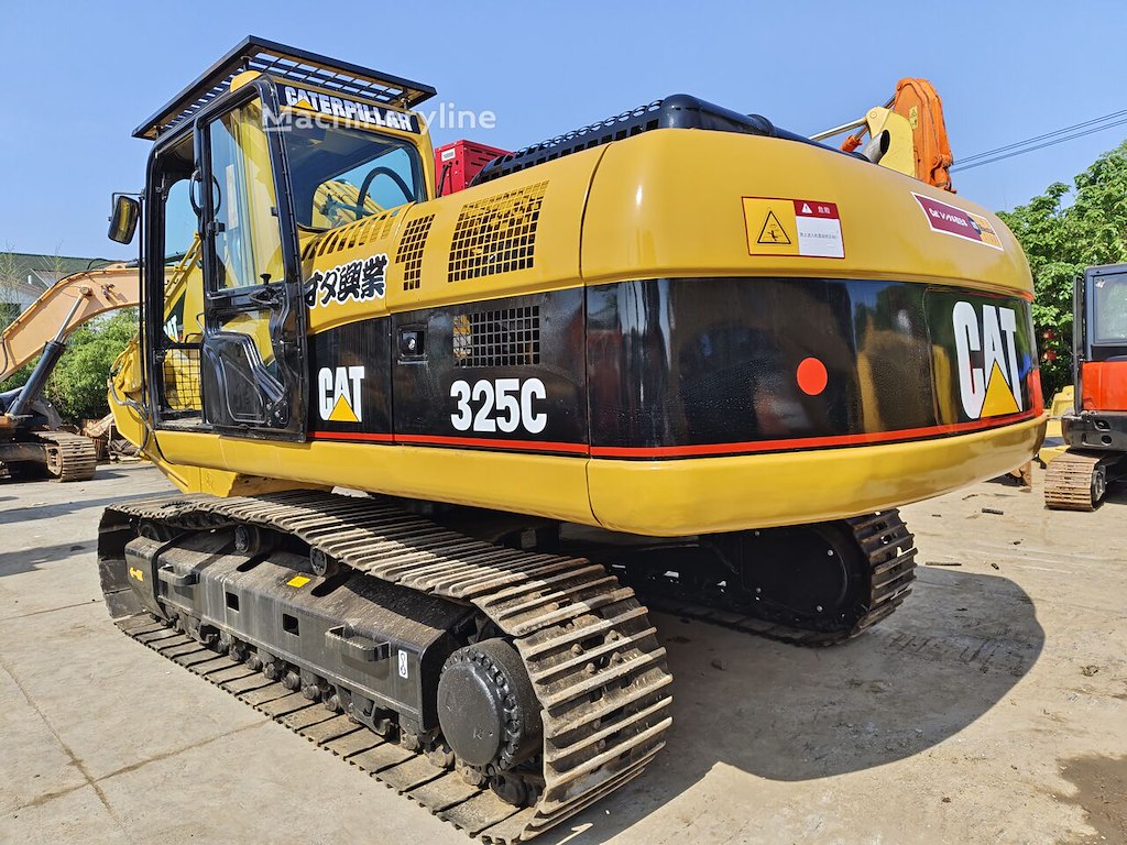 Caterpillar 325C bager guseničar