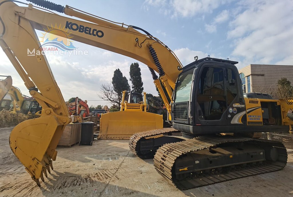 Kobelco SK200 bager guseničar
