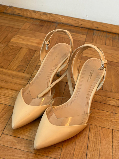 Stradivarius salonke