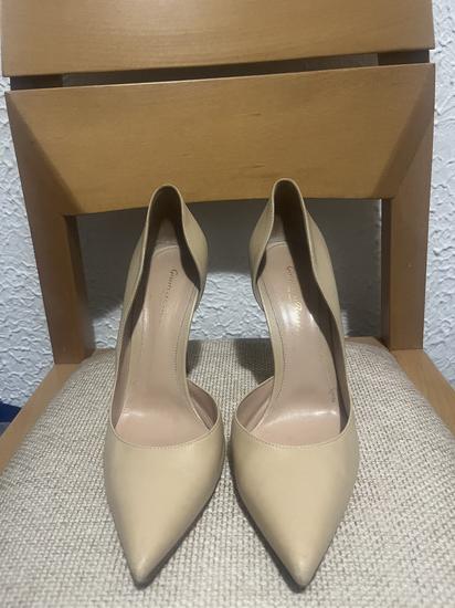 %%Gianvito Rossi nude salonke