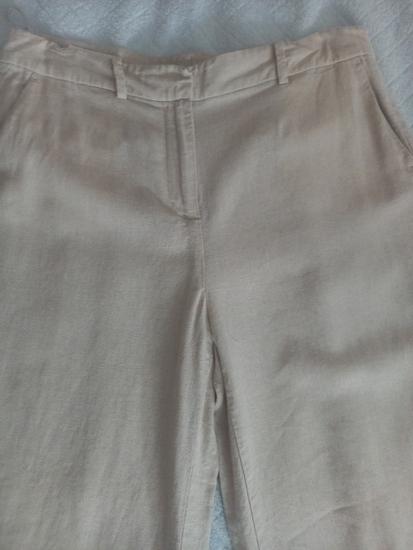 Zara potpuno nove lanene pantalone 40