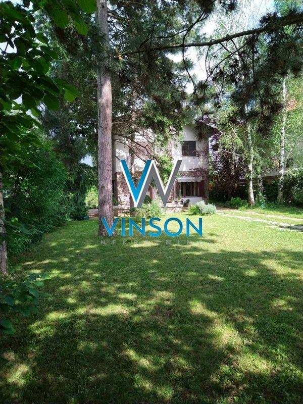 Kuća na prodaju, 135m2, 412.000€
