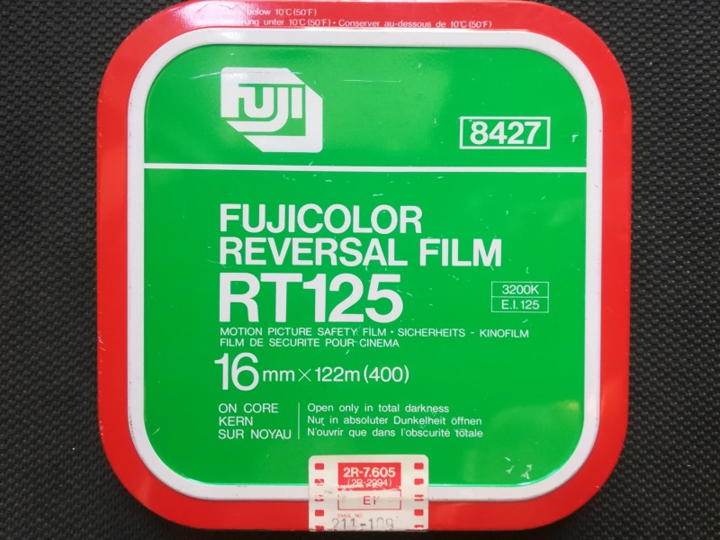 Fujicolor reversal film RT125 - metalna kutija