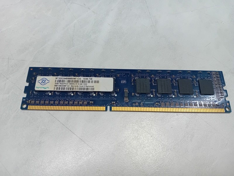 ddr3 2gb 1333mhz nanya ispravna