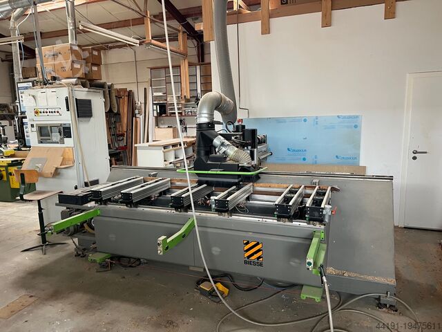 CNC machining centar
Biesse Rover 18