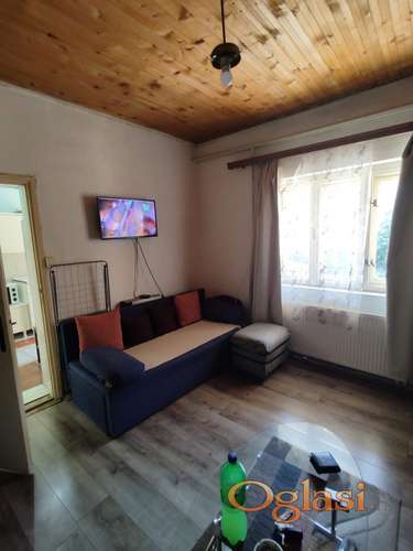 Stan u Novom Sadu 1.0 kod socijalnog – izdavanje