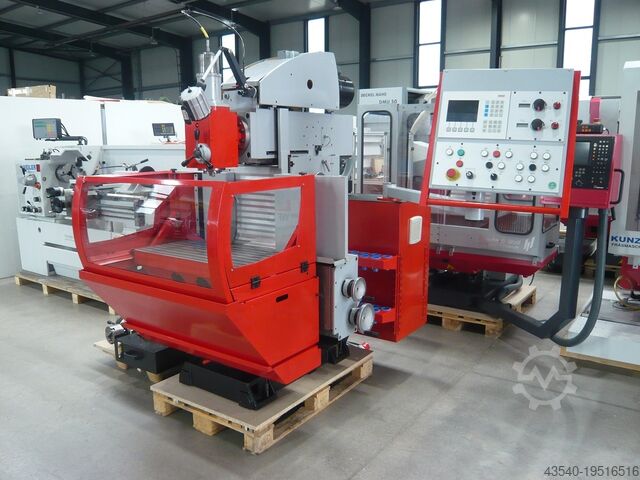 Mašina za mlevenje alata
Emco Emcomill C40 linear