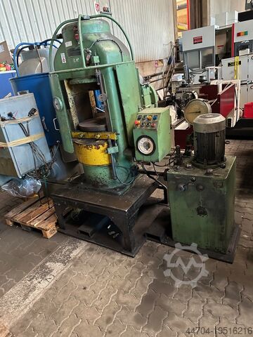 Hidraulični Countersinking Pritisnite
Sack & Kiesselbach EP 500