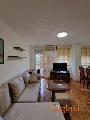 Izdavanje 2,5 stan od 56m2 Bul.Slobodana Jovanovića
