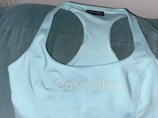 Calvin Klein top za trening
