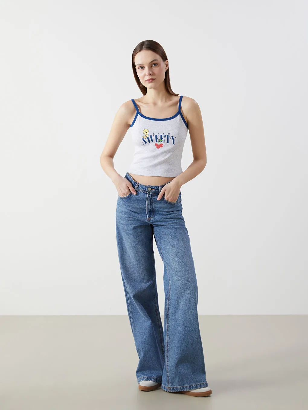XSIDE U Vrat Tweety Štampana Ženska Crop Top Majica