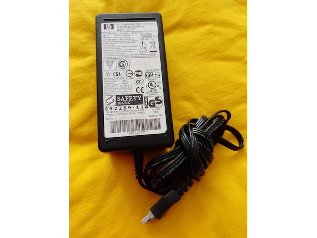 AC-DC Adapter 0957-2177 32V 940 mA i 16V 625mA