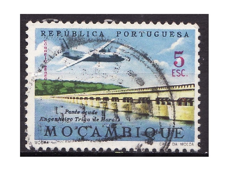 Mozambik - avion - brana