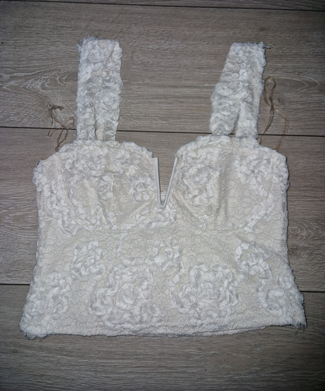 Beli korset krop