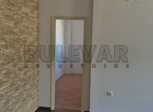 Izdavanje Kancelarija - Niš, Medijana: Čair