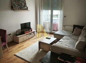 Izdavanje Stan - Novi Sad