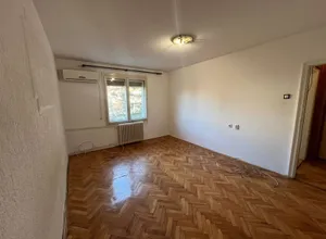 Prodaja Stan - Novi Sad, Satelit
